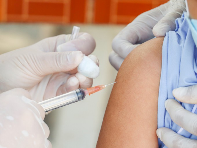 MFDS Grants Emergency Use Authorization for Pfizer's XBB.1.5-Targeted ...