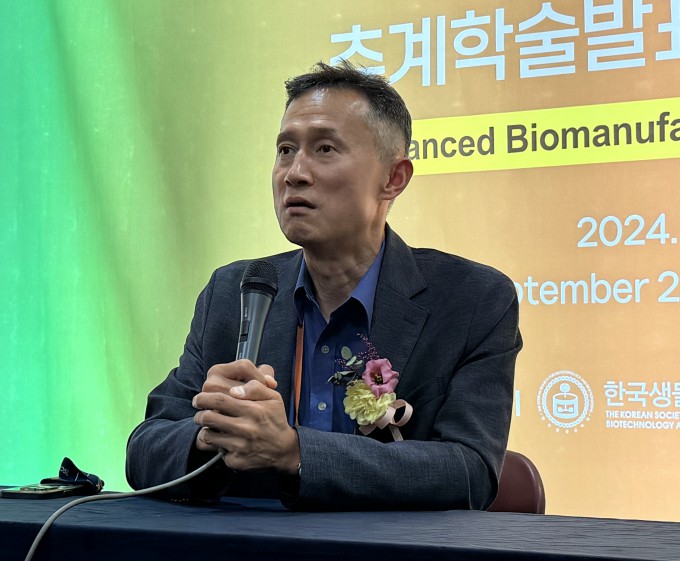 Bacteriophages: The Viruses That Can Slay Superbugs and Refine Rare ...