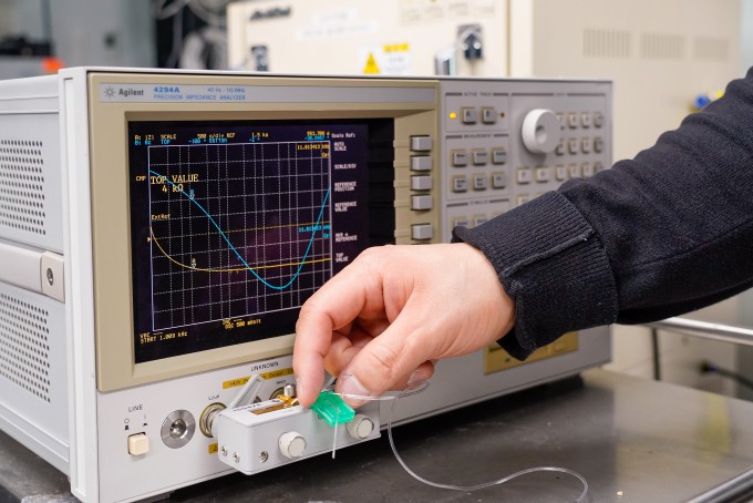 New Electrical Diagnostic Method Analyzes Red Blood Cell Alignment in ...