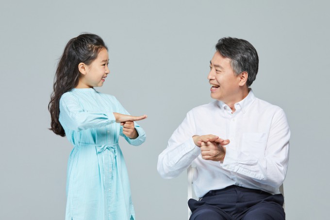 AI Technology Advances Interpretation of Korean Sign Language - DongA ...