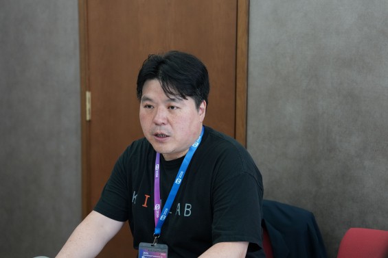 UIUC professor Kim Joo-hyung highlights Korea’s robot density and ...