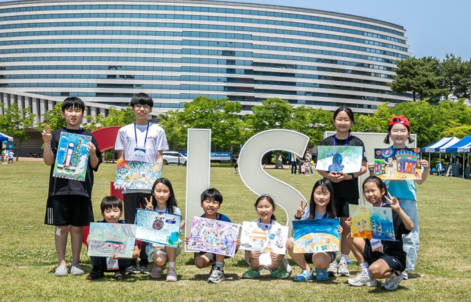 [스페이스버드2] ⑦“우주의 무중력은 인체에 영향”…GIST서 그린 미래 우주 - DongA Science